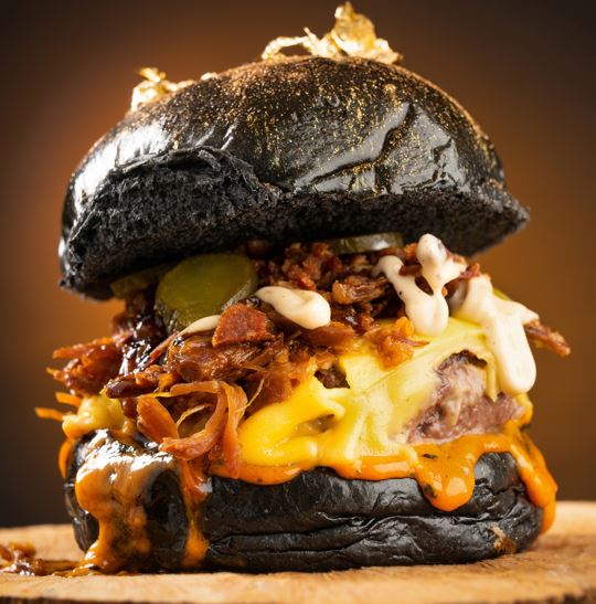 La burger “Royale” de Godeo, elegida en Las Rozas para ir a la final de ...
